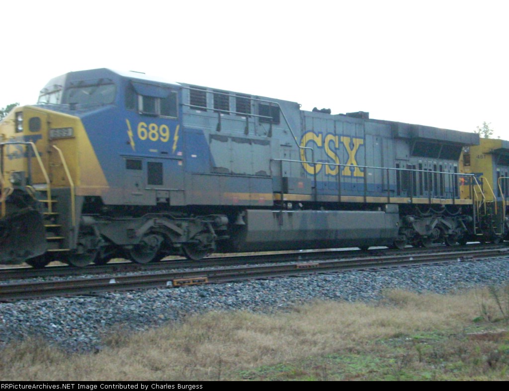 CSX 689